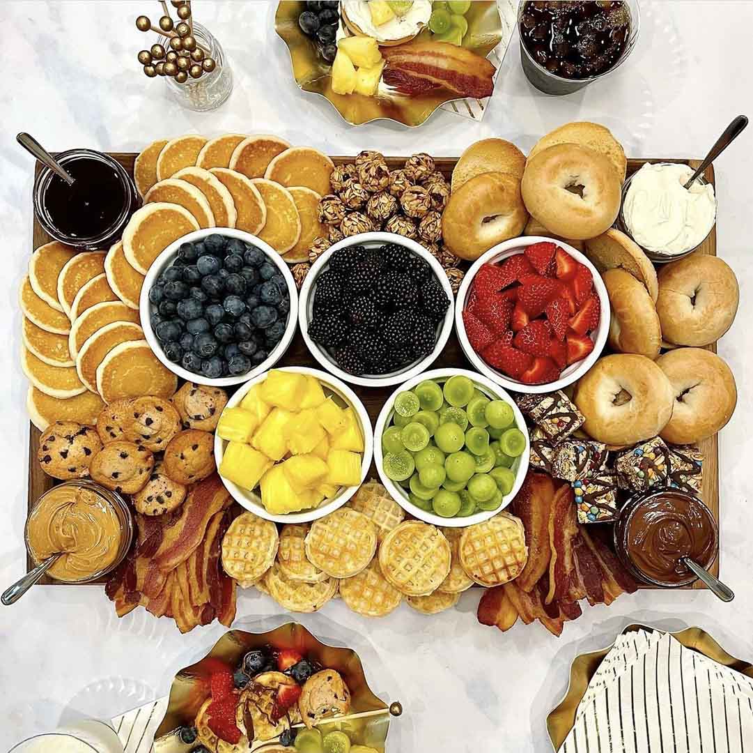 Olympic Torch & Olympic Ring Color Snack Ideas | Ain't Too Proud To Meg